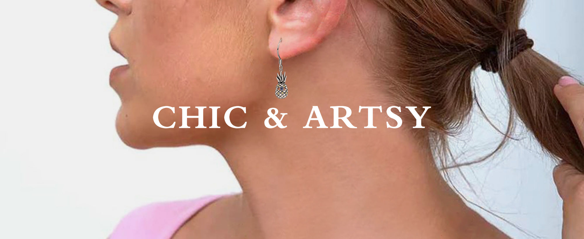 CHIC & ARTSY – Chic & Artsy